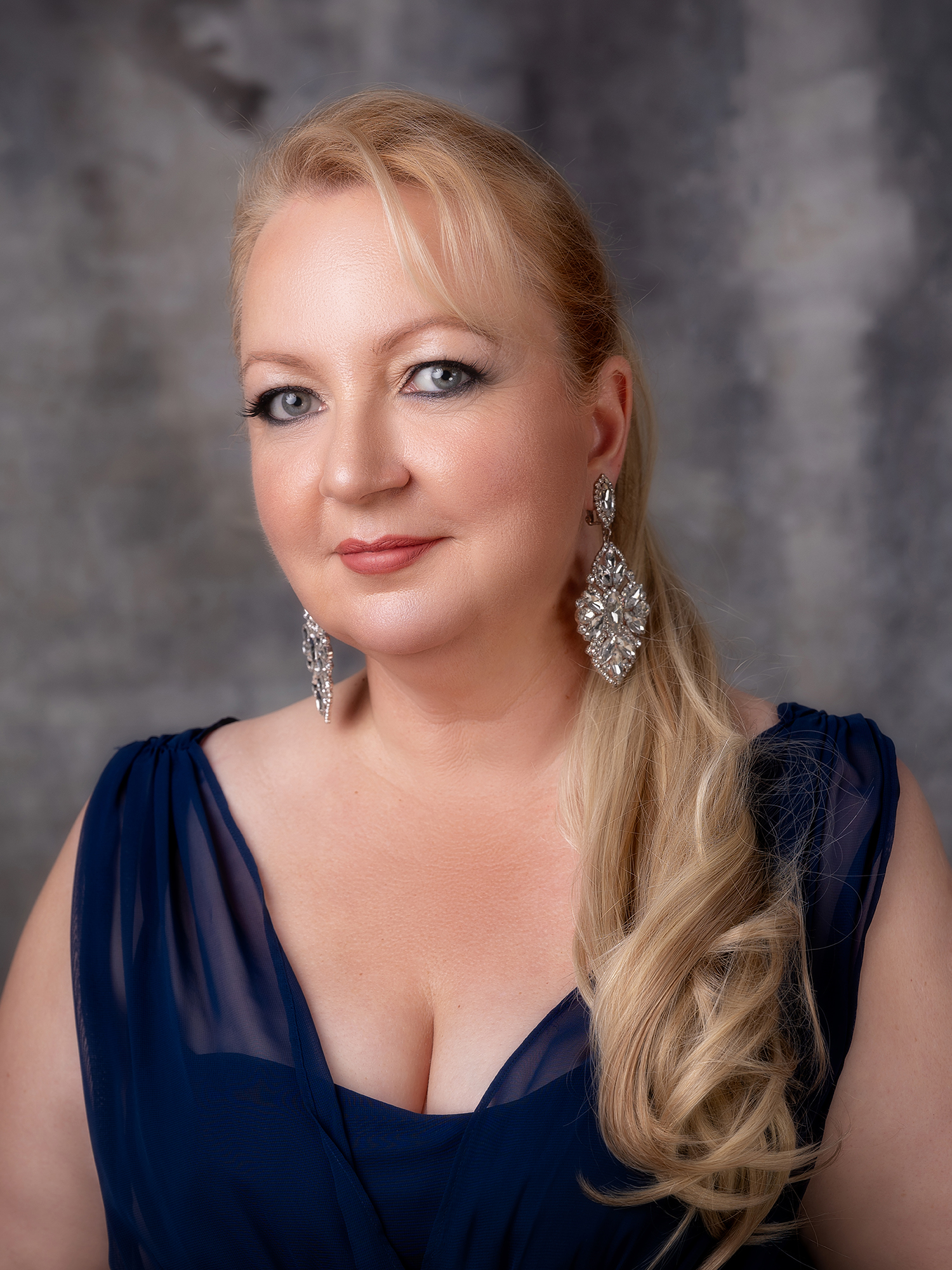 Victoria Massey - Fischer Artists International